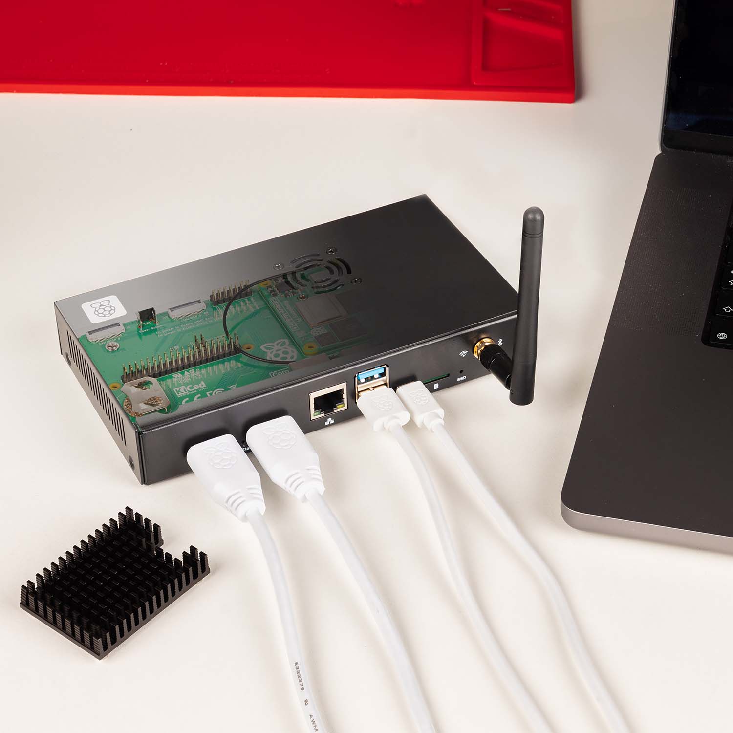 Raspberry Pi Compute Module 5 Development Kit