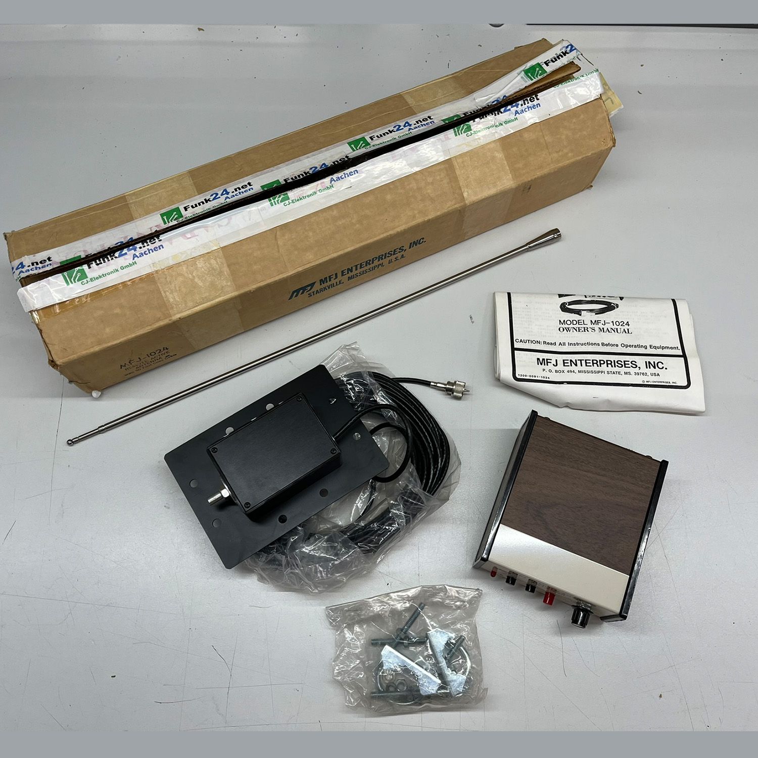 MFJ-1024 Remote active Antenna | SW12595